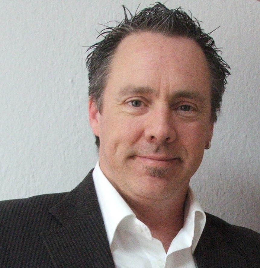 Featured Author Dean Comyn – Book Reader Magazine